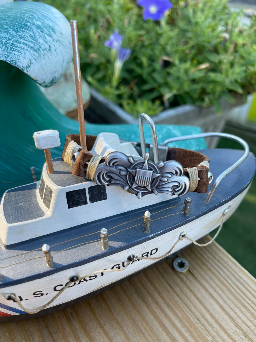 Handmade Coast Guard Enlisted Cutterman Insignia Leather Bracelet – The ...